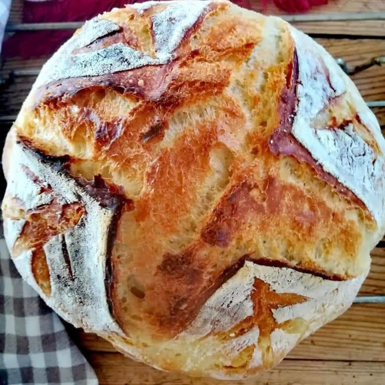 Σπιτικό ψωμί με προζύμι - Στην Κουζίνα Μου Της Ζύμης τα Καμώματα